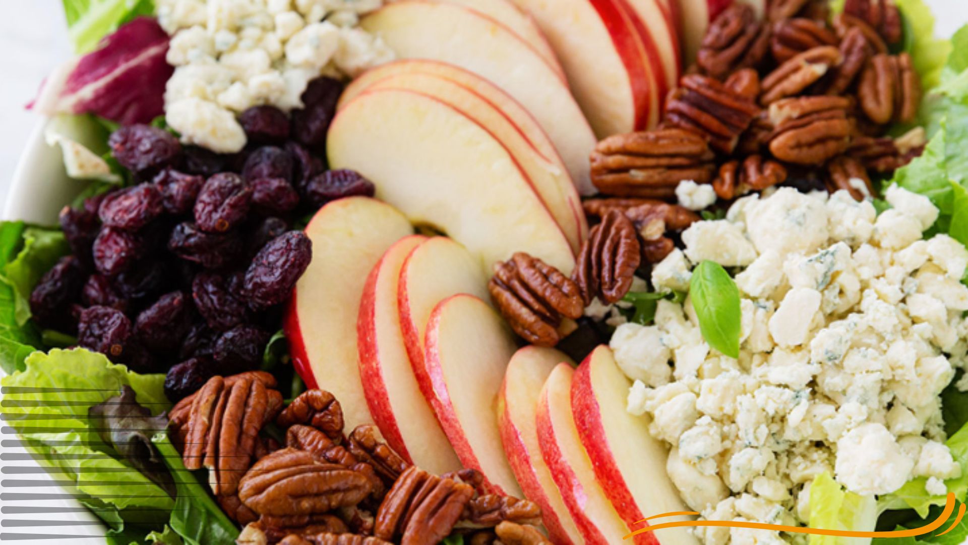 Apple Pecan Blue Cheese Salad Recipe